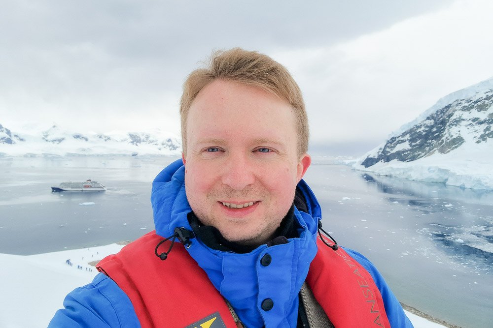 11 Famous Polar Explorers: Legends of the Frozen Frontiers